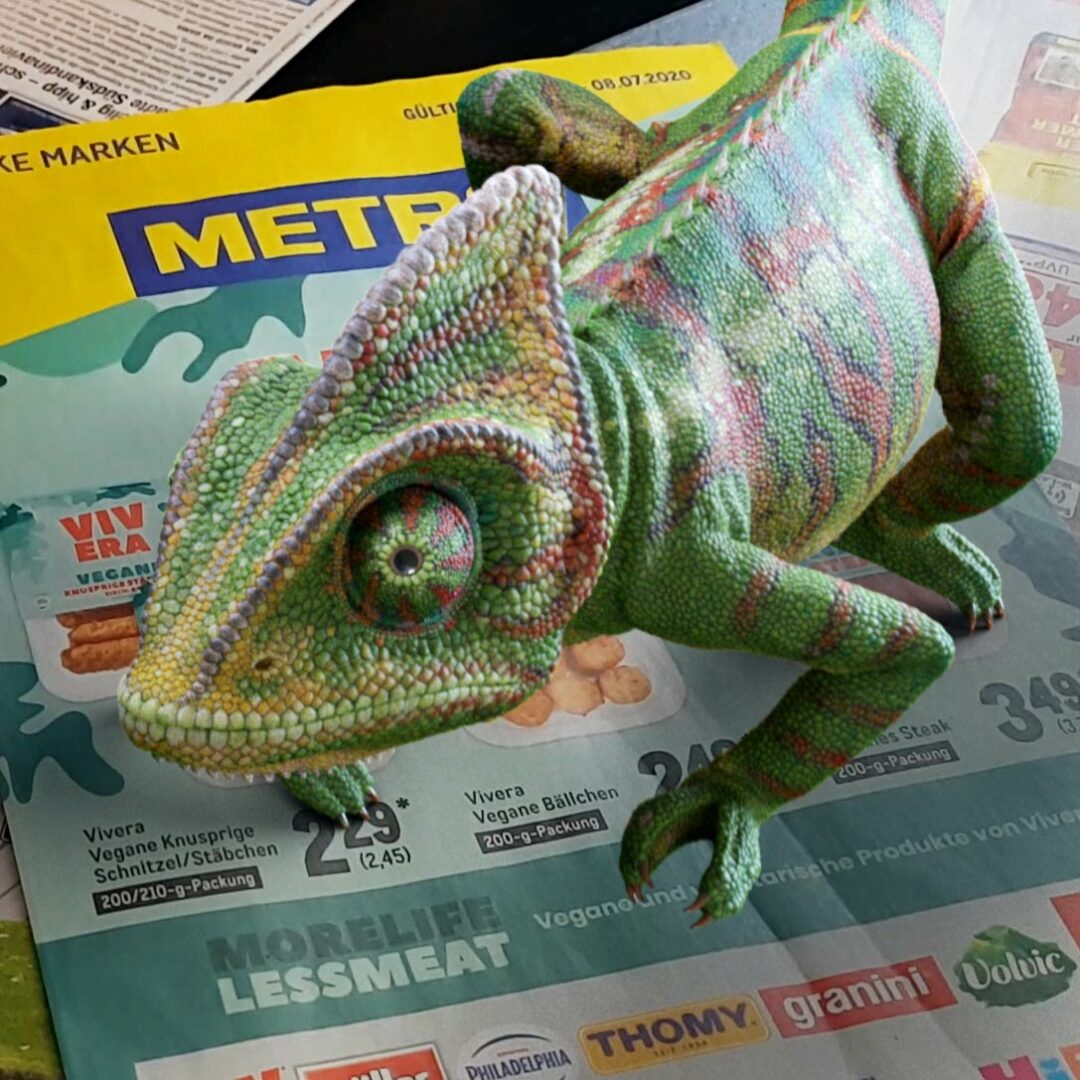 Photo-realistic Rigged Chameleon Maya Model for Download